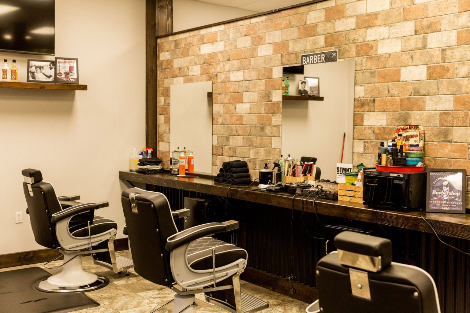 Studio 105 Salon - Studio 105 Salon